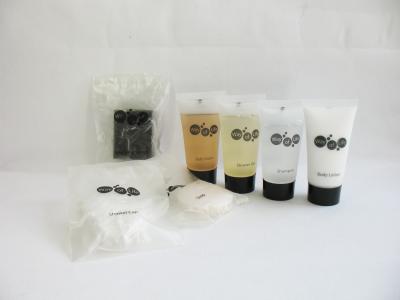 China Body Lotion Luxury Hotel Bathroom Amenities For Hotels , Full Set Tubes Shampoo Soap for sale
