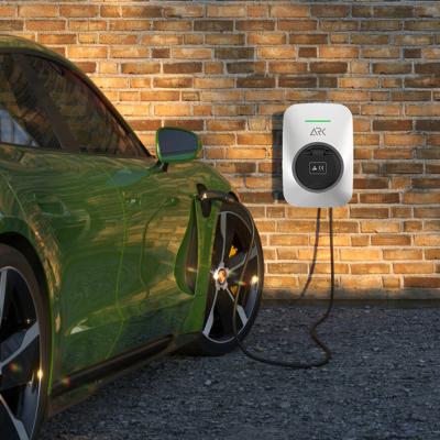Cina 32A Modalità 3 controllo app Wallbox per auto elettrica 7kw con cavo di tipo 2 in vendita