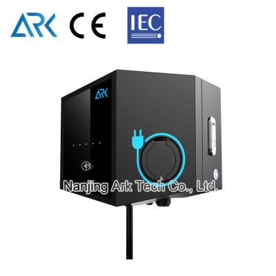 Cina RFID e caricatore commerciale LCD dell'esposizione 400V Wallbox EV in vendita