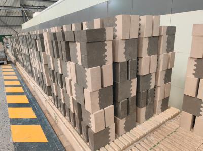 Cina 1400C-1500C Fossato mattoni refrattari 65%-75% Alta alumina mattoni refrattari in vendita