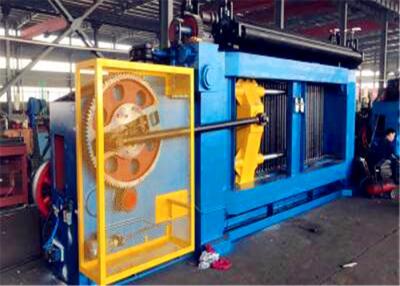China Diâmetro de baixo nível de ruído dobro da operação lisa 2.0mm~4.0mm da máquina da caixa de Gabion da torção do fio à venda