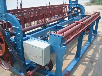 Cina Diametro normale semiautomatico del cavo di controllo 2mm-6mm della saldatrice della rete metallica in vendita