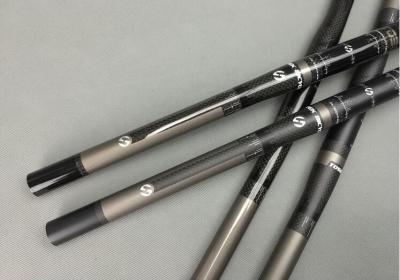 Cina Diametro del manubrio rettilineo in fibra di carbonio completa 25.4 mm di lunghezza della bicicletta pieghevole 580/600/620 mm in vendita