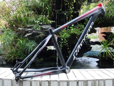中国 26インチ アルミ7046合金 MTBフレーム SPF スーパーライト 26er XC ハードテール マウンテンバイクフレーム 販売のため