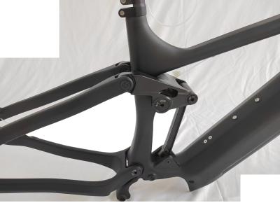 Cina 29er Shimano Carbon Full Suspension E-bike Frame Leggero EP8 Electric Mountain Bike in vendita