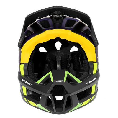 Cina Casco e protezione per adulti unisex con ottima ventilazione in vendita