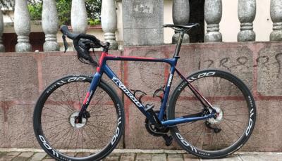 Cina 700C Lightweight Aluminum Gravel Bike Frame Lightweight Road Bicycle Disc Brake in vendita