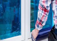 China PE Window Glass Protective Film 50 Micron Blue Anti UV Scratch Barrier Temporary Adhesive for sale