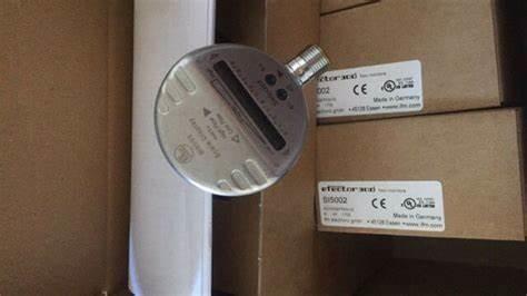 30 Bar SI5002 IFM Flow Monitor M12 connettore 36V 316L in acciaio inossidabile OEM