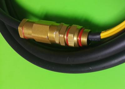 中国 SC/APCのコネクター4の中心1310nm 5.0mの繊維光学のピグテール 販売のため