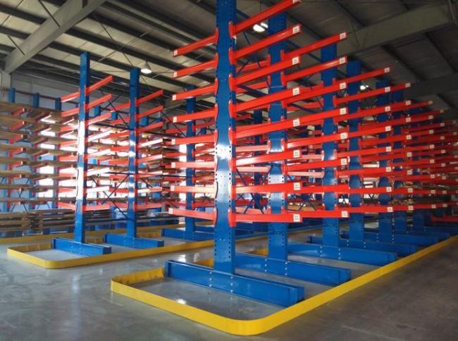 Cantilever racking system in warehouse