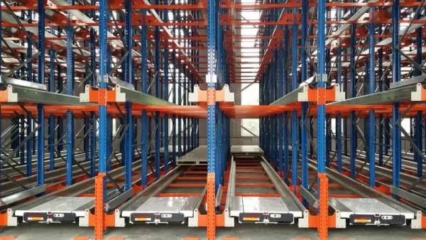 Quality Q235B Steel Radio Shuttle Warehouse Racking Heavy Duty Shelving Multi Level Type for sale