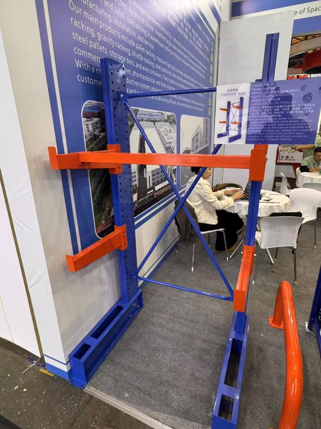 Close-up of cantilever rack arms