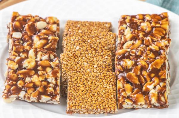 Quality Chikki Making Machine Automatic High Efficiency Peanut Candy Production Line for sale