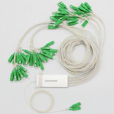 中国 2x64 ファイバー PLC スプリッタ SC/APC コネクタ 低損失 高信頼性 販売のため