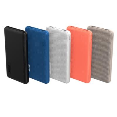 Cina la Banca mobile mobile 10000mah di potere dell'alimentazione elettrica di emergenza dell'automobile di alto potere di 2A 5V in vendita
