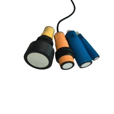 中国 アナログ出力4-20mA,0/1-5V,0/1-10Vオプションの水位センサー3m 販売のため