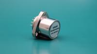 China 20g Vibration Peak Sine Accelerometer Sensor Scale Factor 0.9-1.3mA/g Resolution <5μg for sale