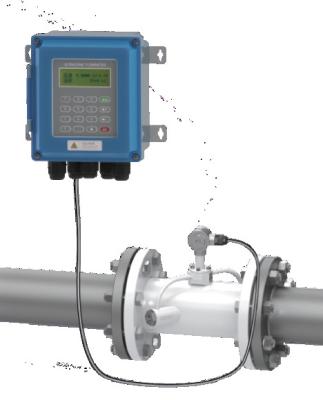 China pinza de bajo costo en el tipo de medidor de flujo ultrasónico de porcelana con una precisión de hasta 1.0% en venta