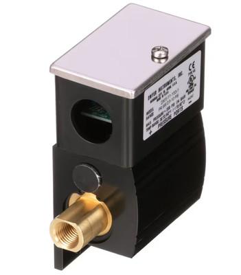 China Dwyer Series DX Wet / Wet Differential SPDT Pressure Switch (Models DXW-11-153-1 to DXW-11-153-4) for sale