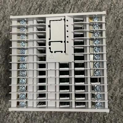中国 UT35A および UT32A 温度調節計 販売のため