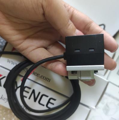 China Keyence AP-31A AP Series 12–24V DC Pressure Sensor / Pressure Switch for sale