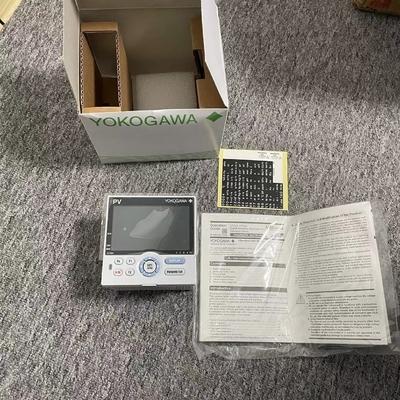 China Controlador de Temperatura UT35A UT32A com Visor LCD Colorido à venda