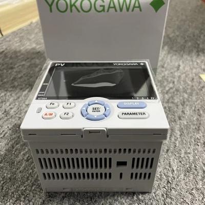 China Controlador de Temperatura UT35A UT32A com Visor LCD Colorido à venda