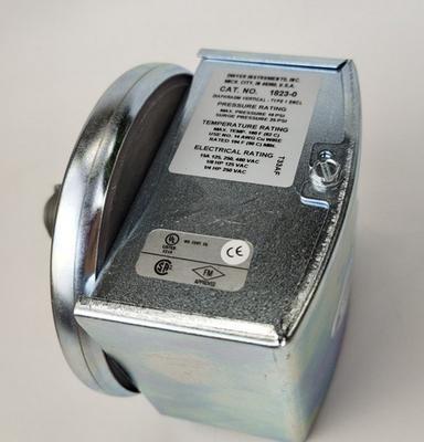 Dwyer 1823-10 Pressure Switch mounting detail