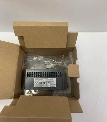 Allen Bradley 1794-IRT8XT module installation example