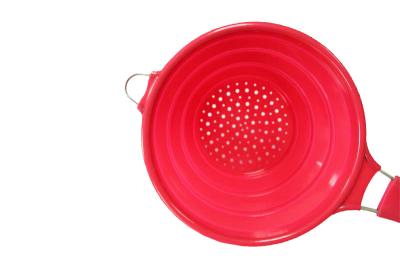 China folding food silicone strainer ,silicone kitchen strainer wholesale for sale
