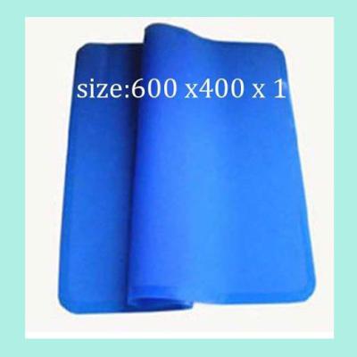 China fashionable silicone dinner pads ,square shape silicone table mats for sale