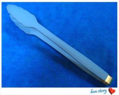 China silicone food serving tongs ,food grade silicone BBQ clip for sale