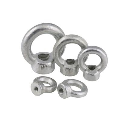 Cina Carbon steel galvanized DIN582 heavy duty lifting eye nut factory price fasteners in vendita
