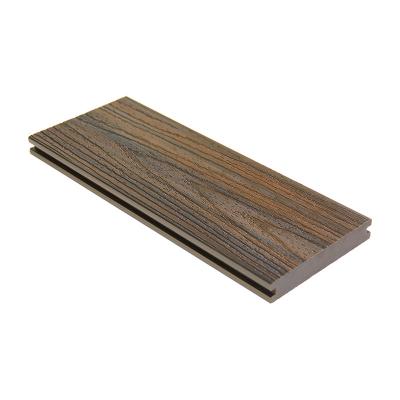 Cina Tek scuro d'installazione facile di Decking di legno composito ricoperto 138x23mm in vendita