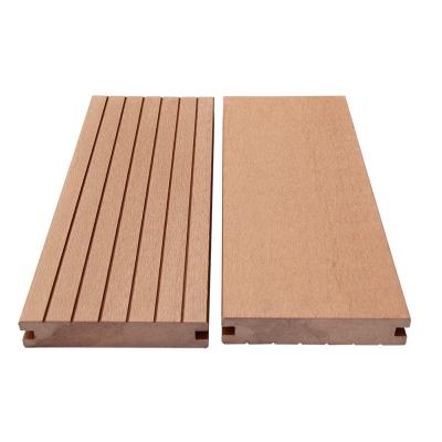 Cina Materiale di plastica riciclabile 140x30mm di Cedar Look Solid Composite Decking in vendita
