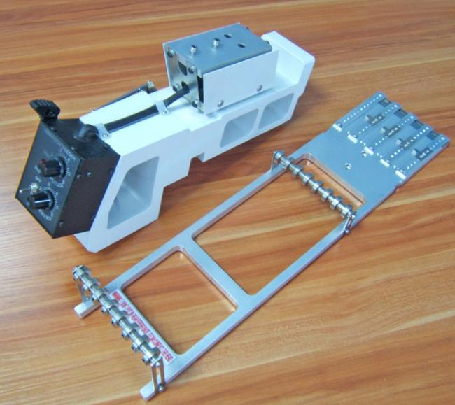 SM Series Smt Components Samsung Vibrating Feeder 24V 3 Tube 5 Tube Aluminum Alloy 2