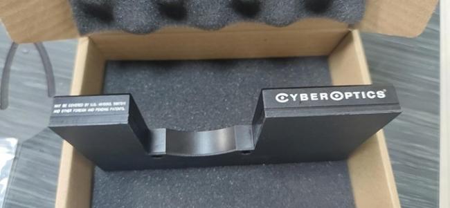 Original Used SMT Machine Parts 6604098 Yamaha Laser Sensor Cyber Optics 1