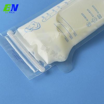 China Saco resistente de alta temperatura plástico do leite materno com o zíper normal para o enchimento do leite líquido à venda