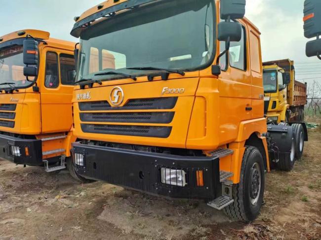 Shacman Orange Color Right-Hand Drive Tractor Truck F3000 6X4 Heavy Head Tractor Truck