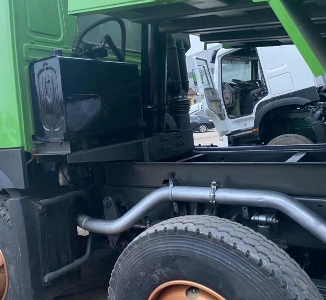 HOWO E7 12 Wheels 336/371/400HP Dump Truck Tipper Truck