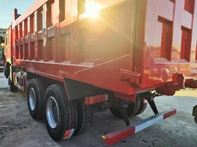 Red Transportation Truck HOWO 6*4 Cheap Tipper Truck Construction Dump Trucks for Sale