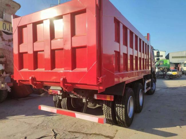 Red Transportation Truck HOWO 6*4 Cheap Tipper Truck Construction Dump Trucks for Sale