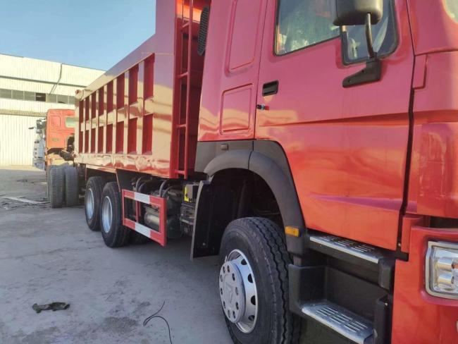 Red Transportation Truck HOWO 6*4 Cheap Tipper Truck Construction Dump Trucks for Sale