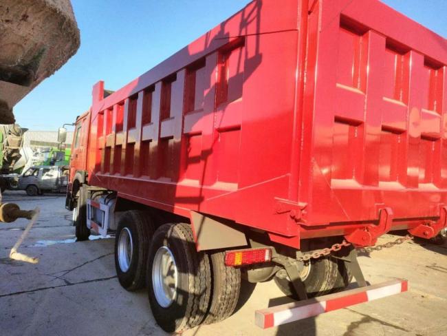 Red Transportation Truck HOWO 6*4 Cheap Tipper Truck Construction Dump Trucks for Sale