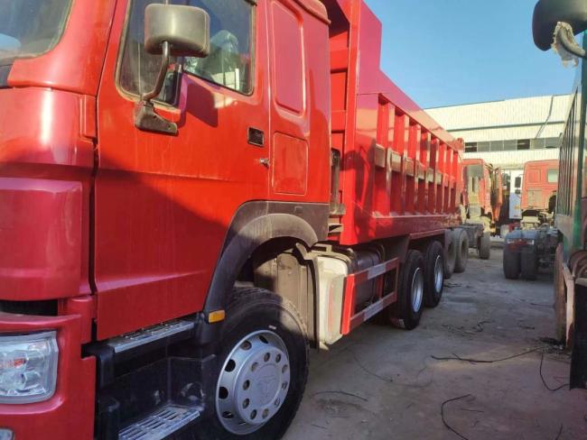 Red Transportation Truck HOWO 6*4 Cheap Tipper Truck Construction Dump Trucks for Sale
