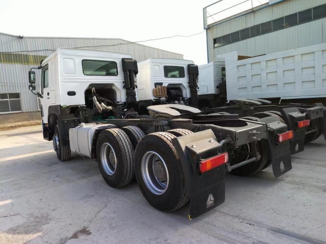 Good Performance HOWO 6X4 400HP High Horsepower Tow Truck Tractor Truck