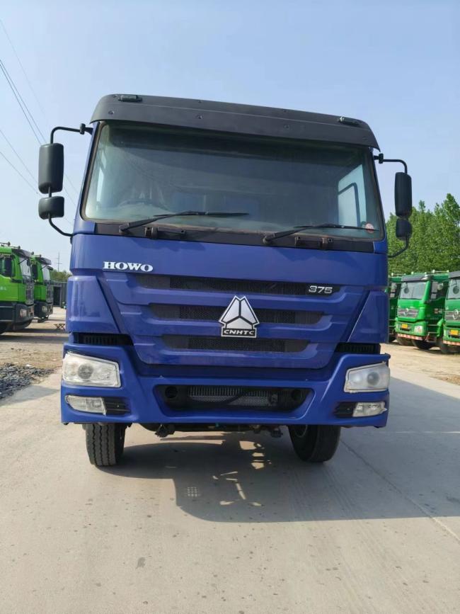 8X4 HOWO Tipper Dark Blue Euro3 Sands Transport Heavy Duty Dump Truck for Urban Construction
