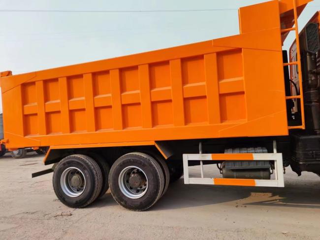 HOWO Dump Truck for Sale Used Truck Dump 8X4 Truck HOWO Dump 12 Roues Sable Benne Camion