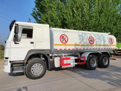 China 20000 litros HOWO Sinotruk Cisterna de combustible camión 6X4 Cisterna de acero al carbono para sus necesidades en venta